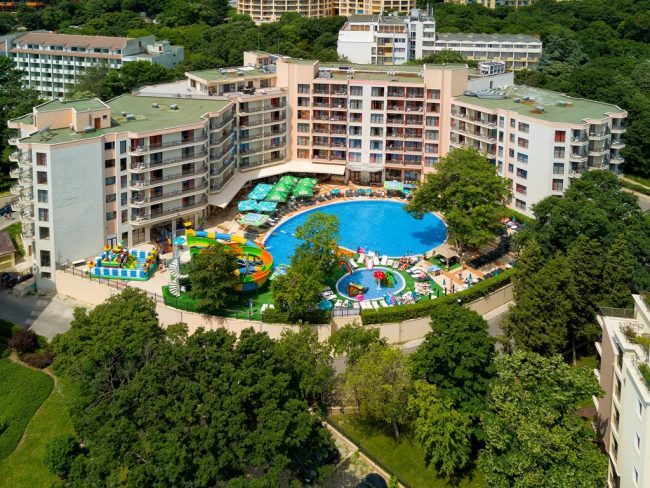 This seaside hotel in Bulgaria has its own water park - 203Challenges