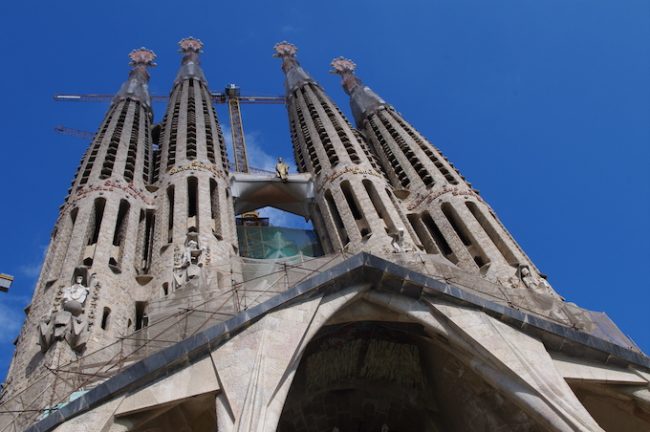 Top Gaudí Buildings To See in Barcelona - 203Challenges