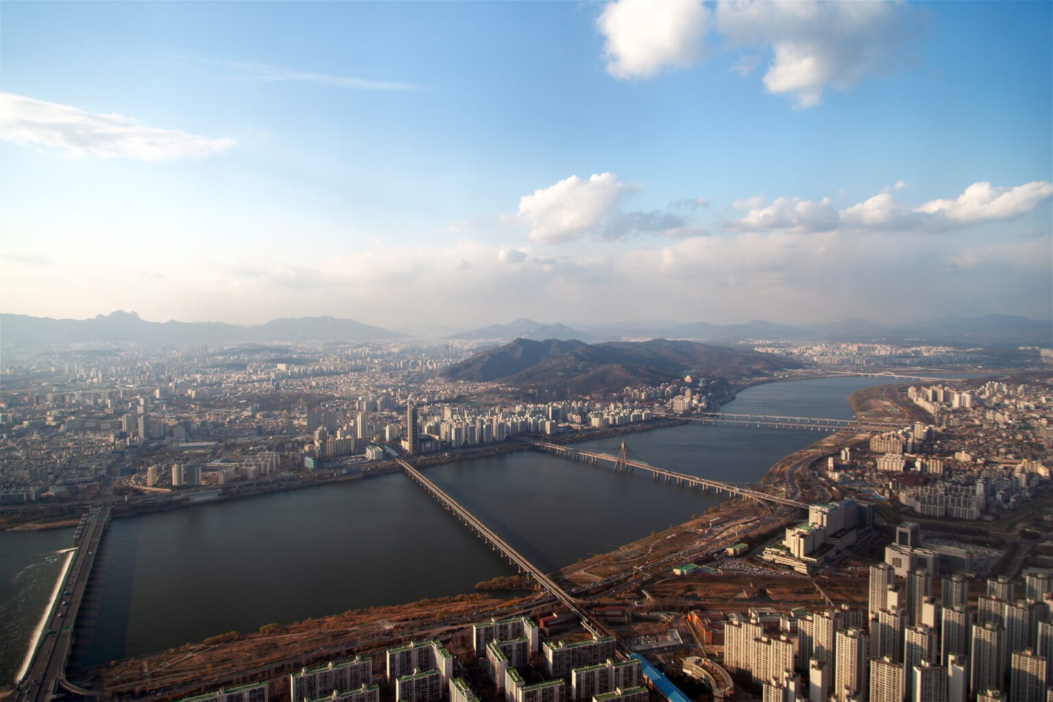 Why You Should Visit Seoul's Han River Parks - 203Challenges